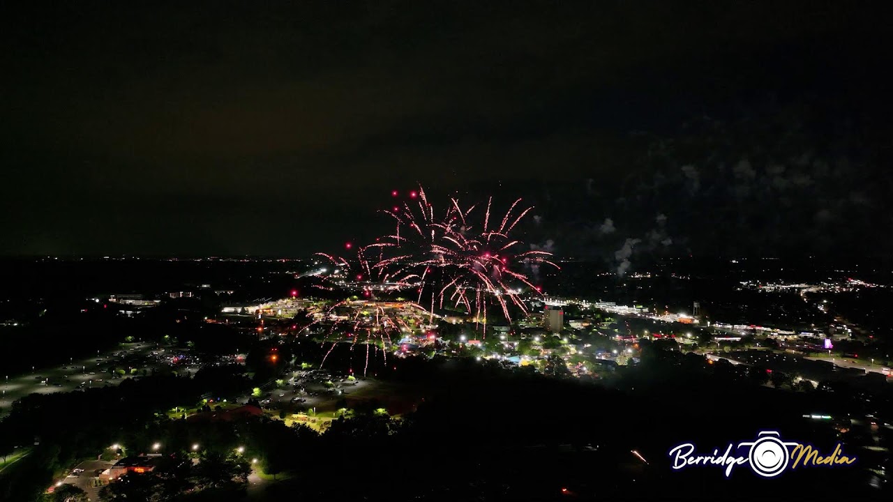 Sesame Place Memorial Day Weekend Fireworks - YouTube