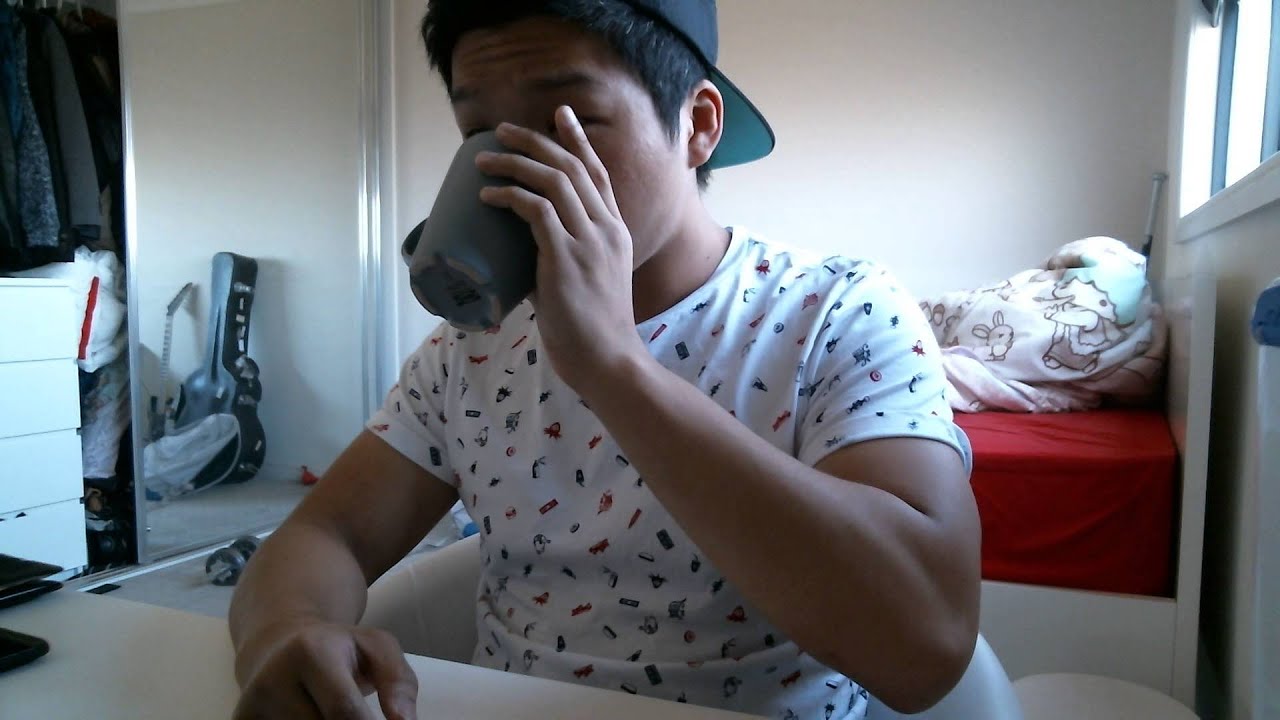 How To Chew Gums - YouTube