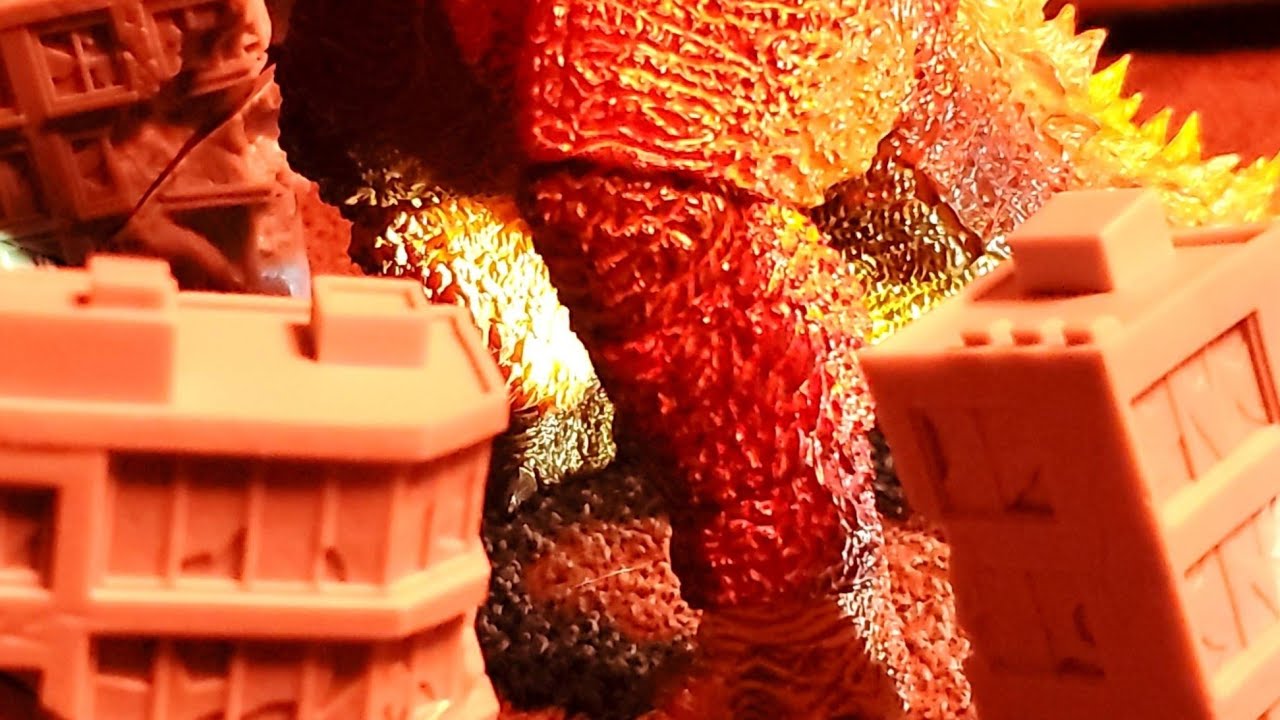 thermonuclear godzilla walk/ growl/ red lighting test. - YouTube