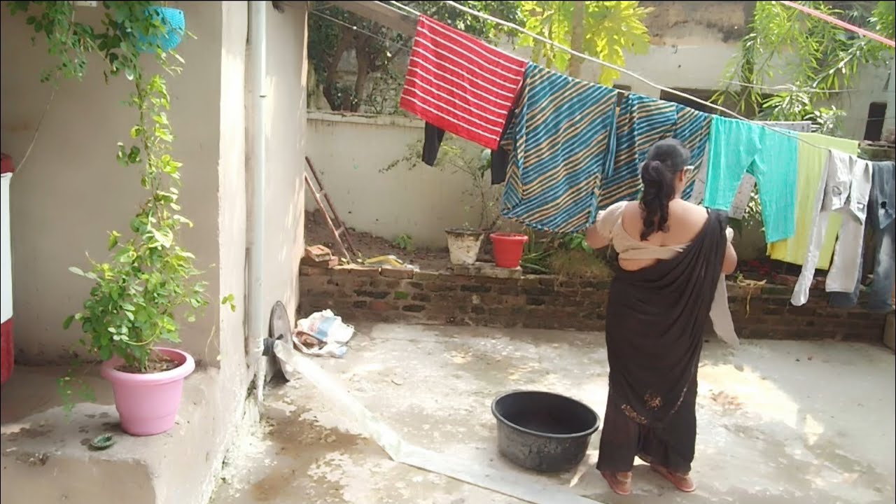 Saree home vlog 💞🌹 desi vlog in saree 🏵️💗 cooking vlog😋 बिहार में बनाई ...