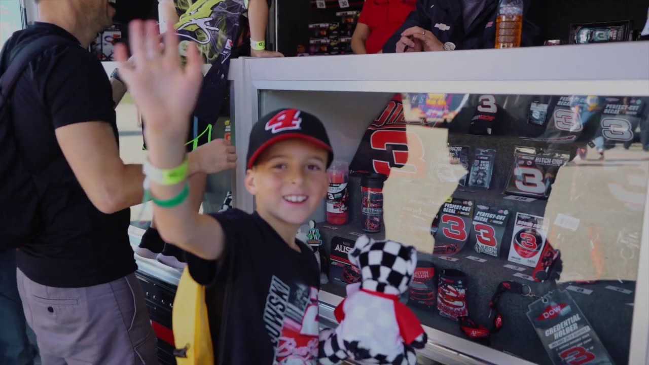 NASCAR Auto Club 400 Weekend for Kids - YouTube