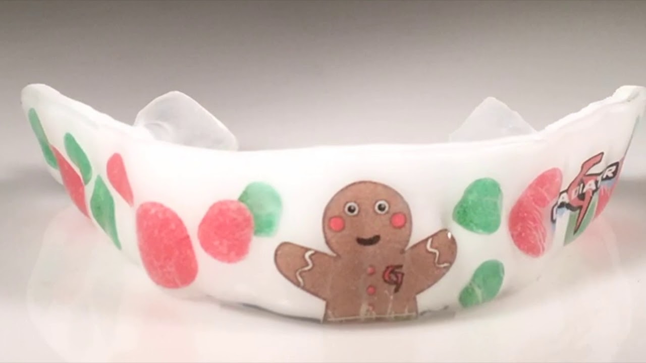 Gladiator Guard Of The Day: Holiday Season Gingerbread Man - YouTube
