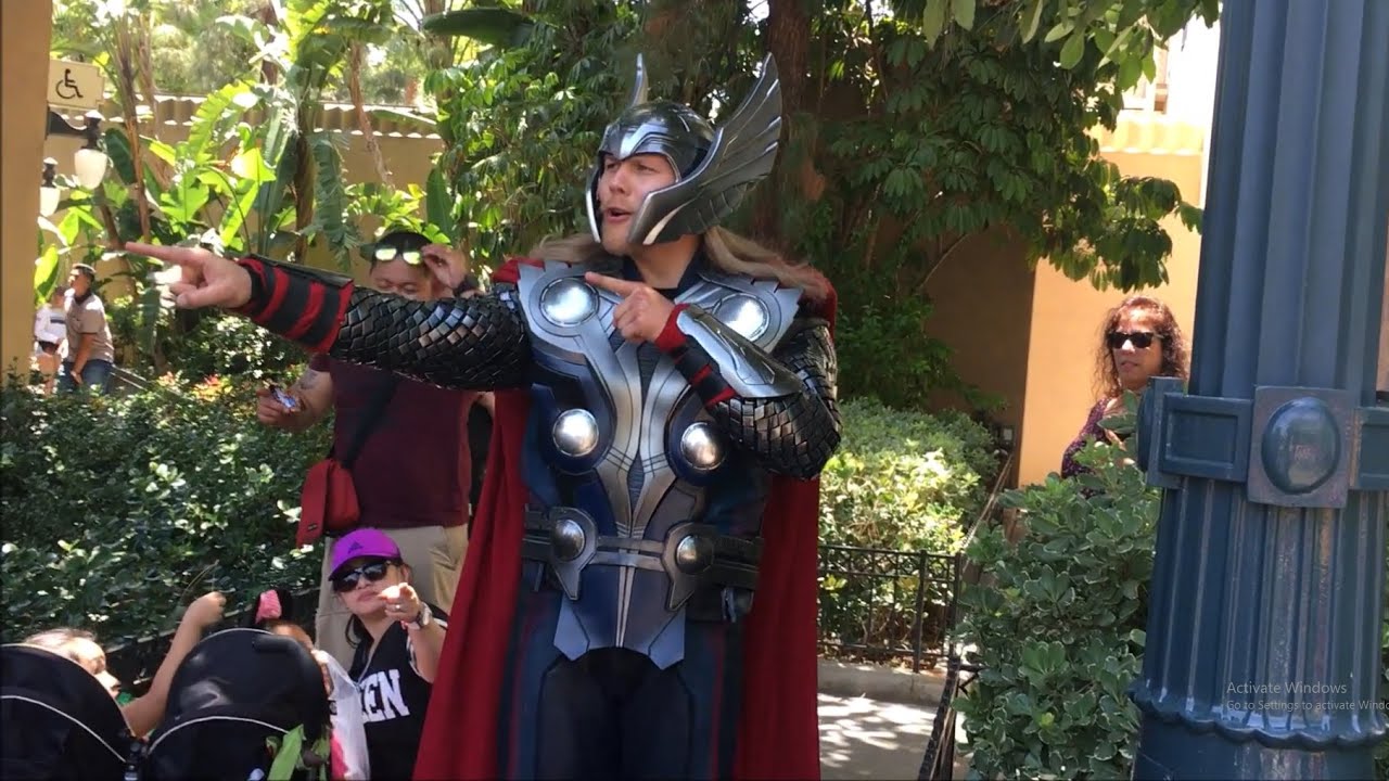 Thor Dances Again to the Guardians Show - YouTube