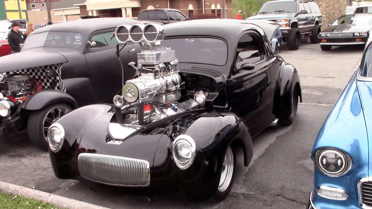 Pigeon Forge Spring Rod Run (Part 1) - YouTube