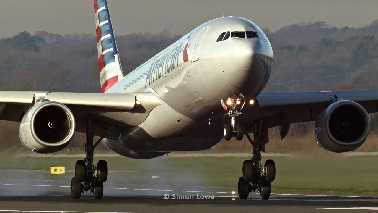 Beautiful morning landing - American Airbus A330 - YouTube