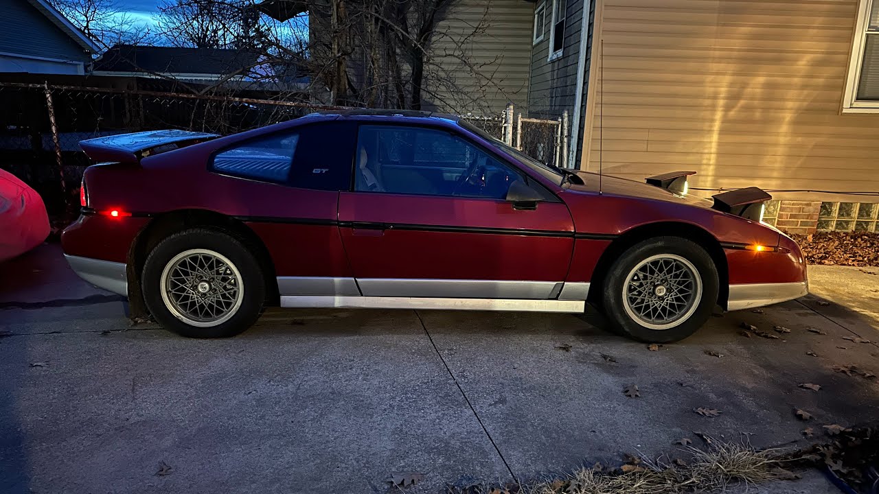 Project Pegasus Ep 2. Fiero lighting, sensor replacement, console ...