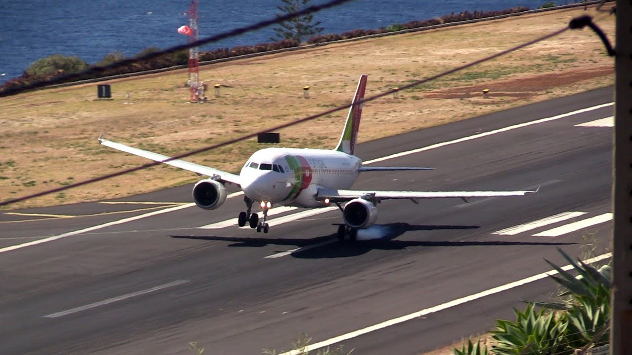 MADEIRA , FNC airport , 2018/09 , PART4 - YouTube