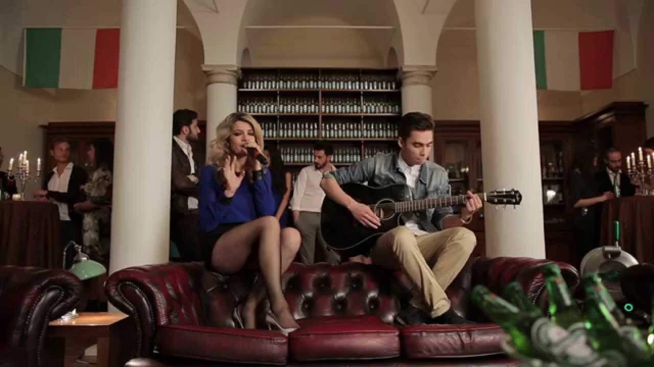 #ShareTheSofa Halftime Performance from Maruja Retana 'Electric Stars ...