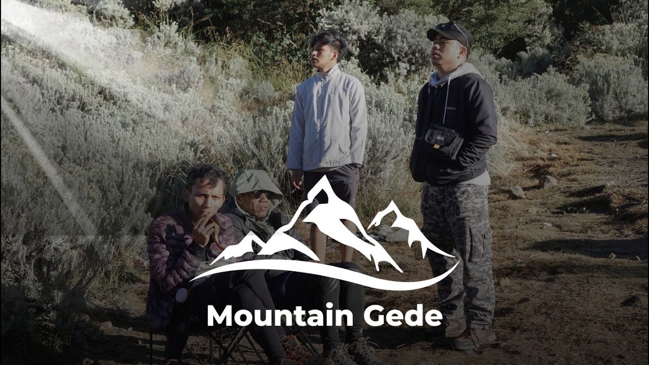 HIKING MALAM DI GN GEDE PANGRANO - YouTube