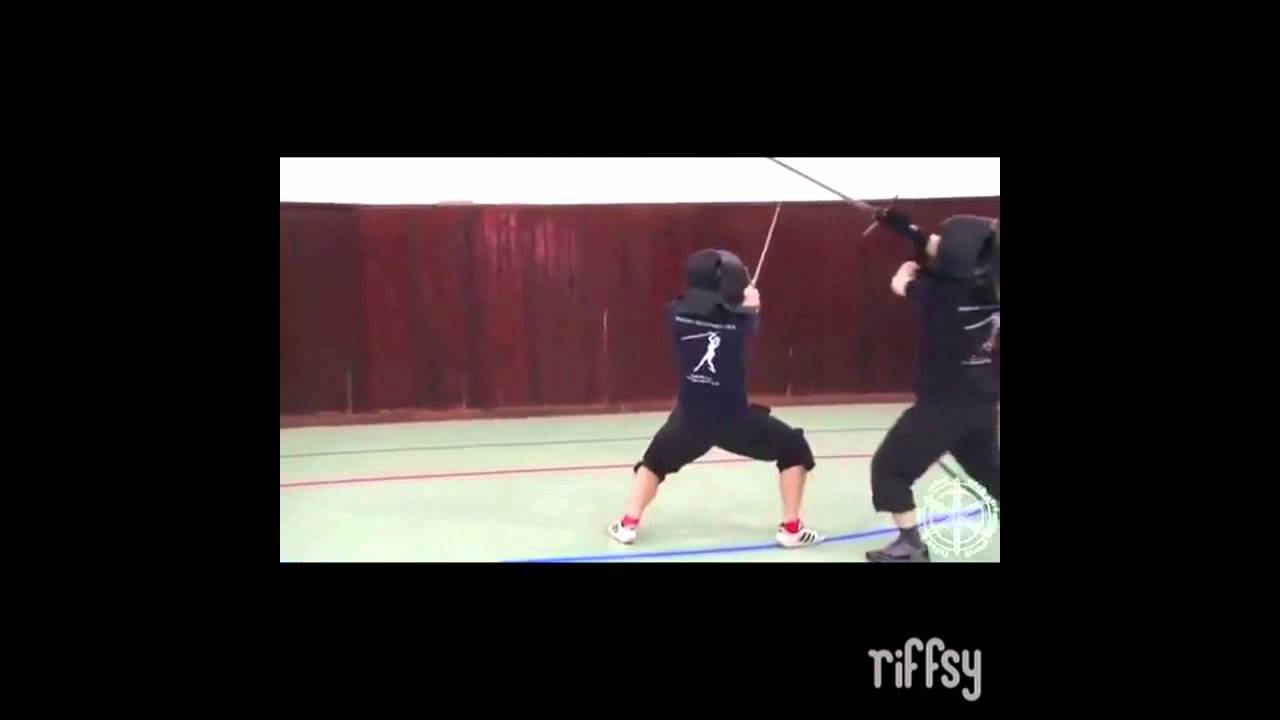 Medieval european sword handling speed - YouTube