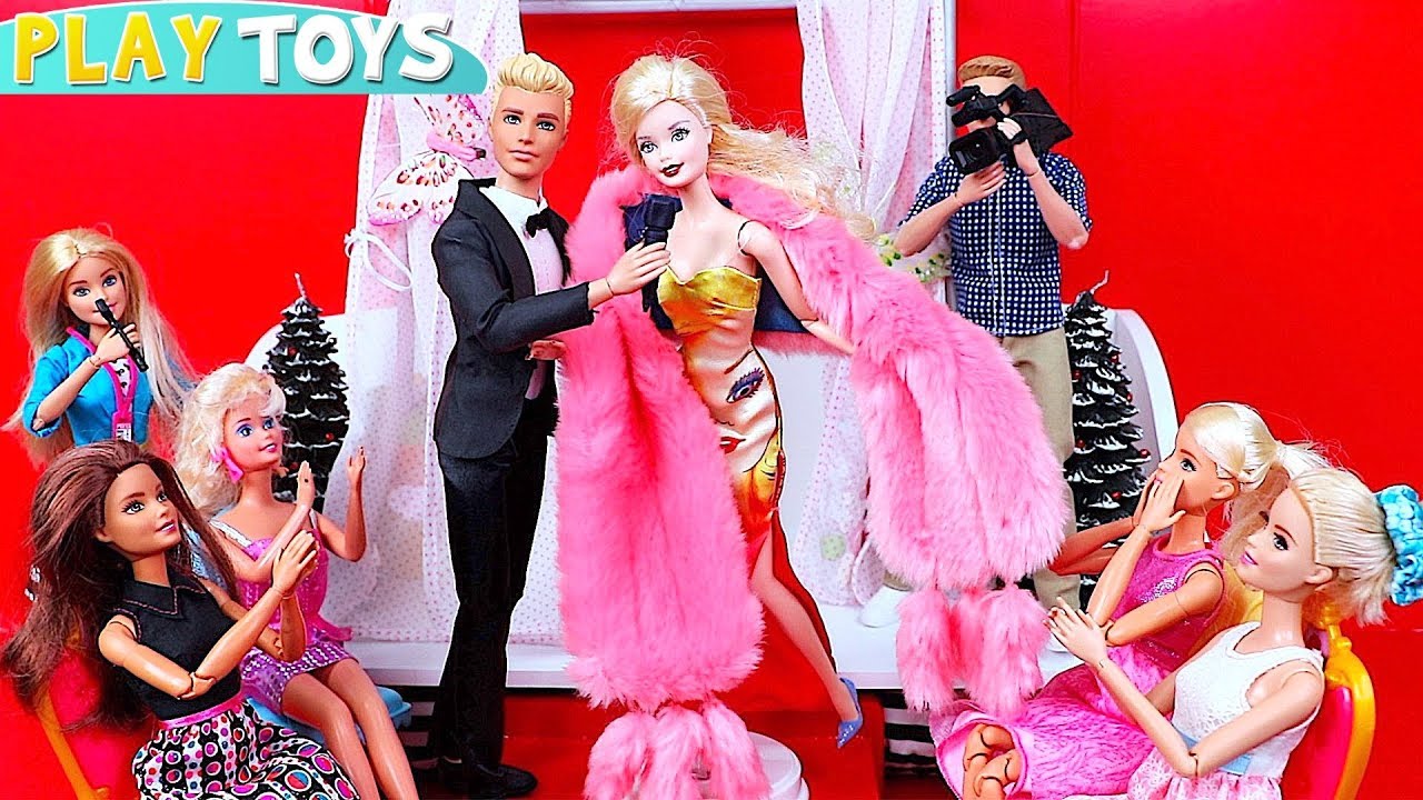 Play Barbie Dolls Fashion Glam Dress up Show! - YouTube