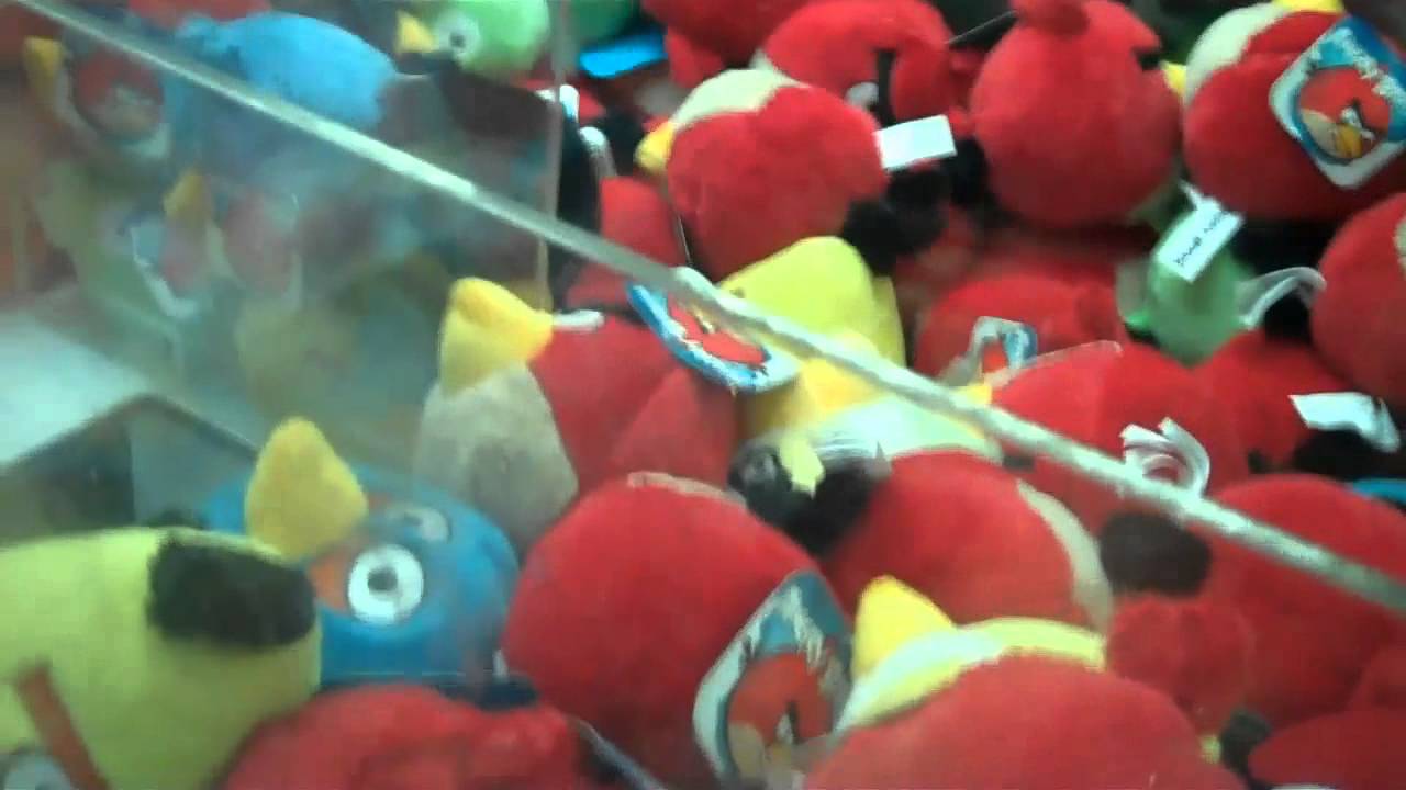 Angry birds in the claw machine! What a rip off!!! - YouTube
