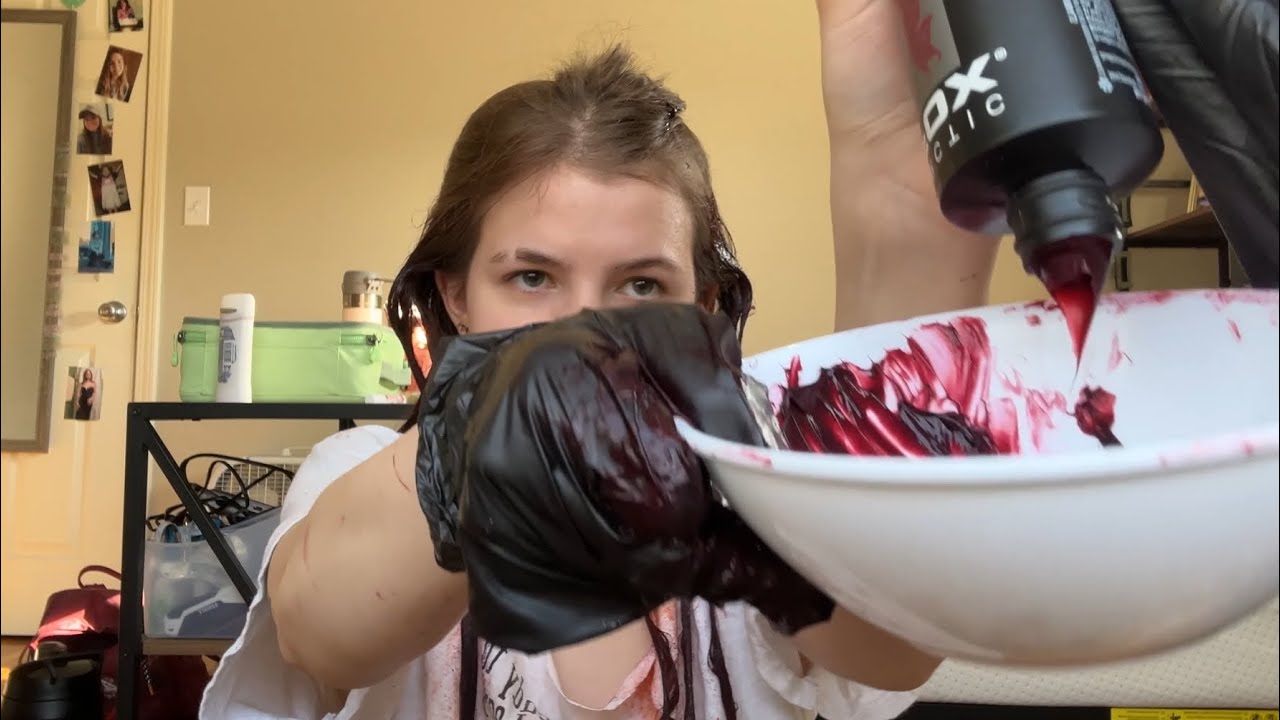 I dyed my hair (again)! (Arctic Fox Ritual dye) - YouTube