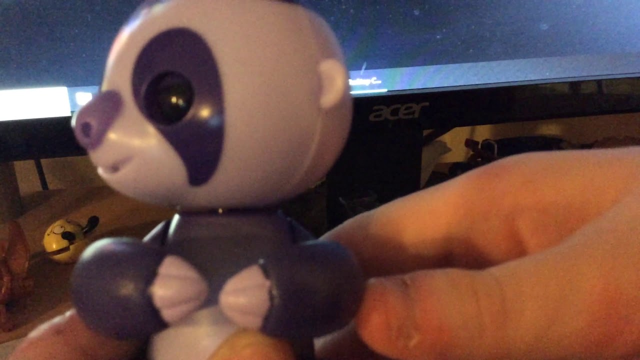 Fingerlings Marge the Sloth toy - YouTube