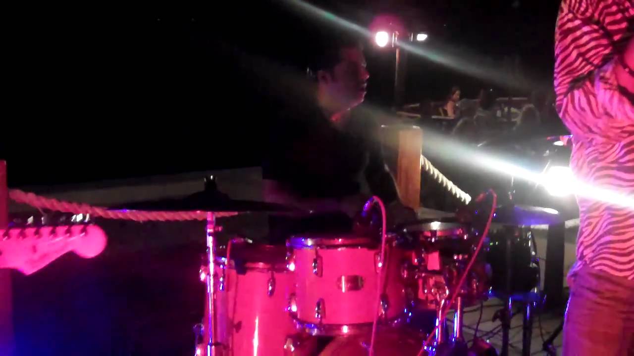 The Red Eye Band Cozumel Mexico - YouTube