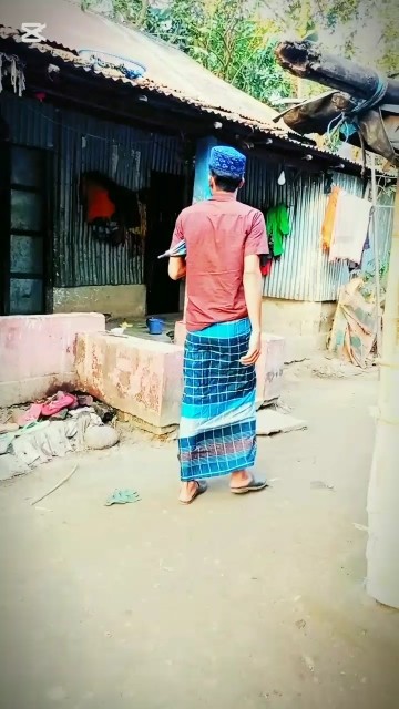 দৌড়াইতে দৌড়াইতে ঘটক ধরে যায় চলিয়া #new_song #bangla_song #jamila ...