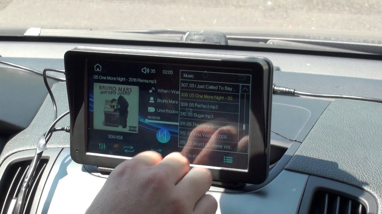 A Budget Car Play Device, with reverse camera - It's incredibly easy ...