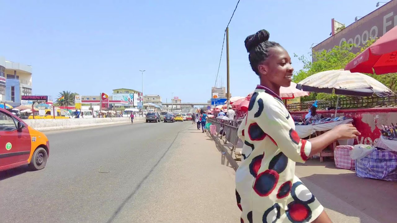 THE PEACEFUL PEOPLE OF GHANA || AFRICAN WALK VIDEOS - YouTube