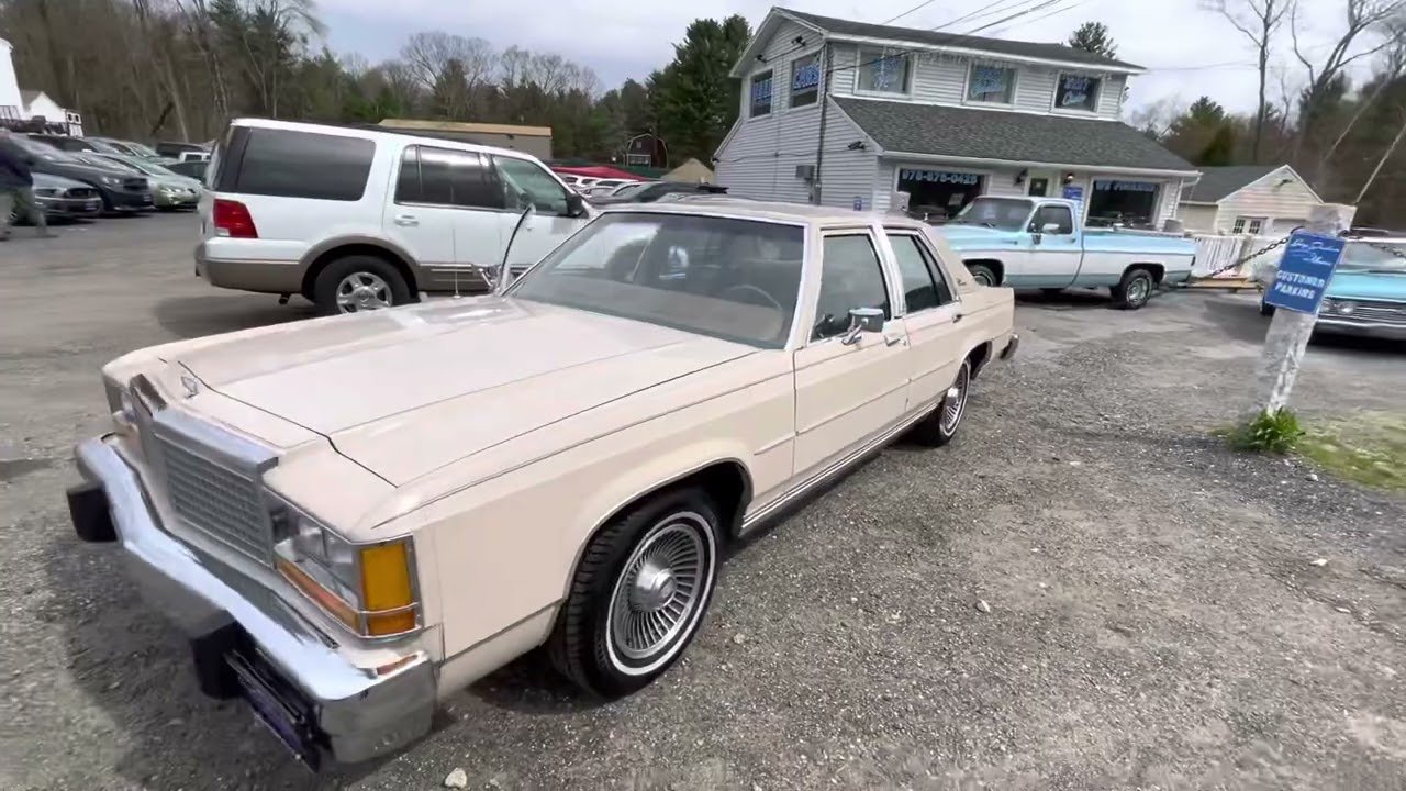 1981 Ford Crown Victoria LTD - YouTube