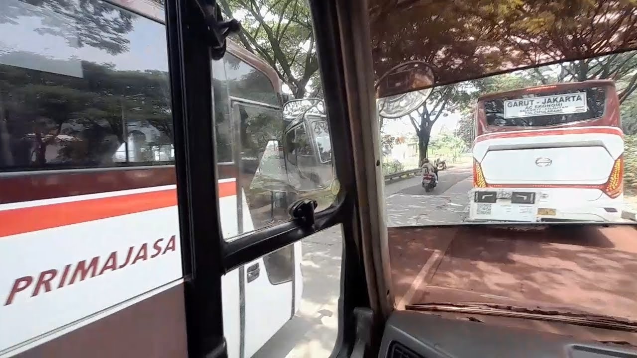 BIKIN PANIK,DI SLEPET DUA BUS CEPAT#AKSISALINGKEJAR#WASPADAJALUREXTREM# ...