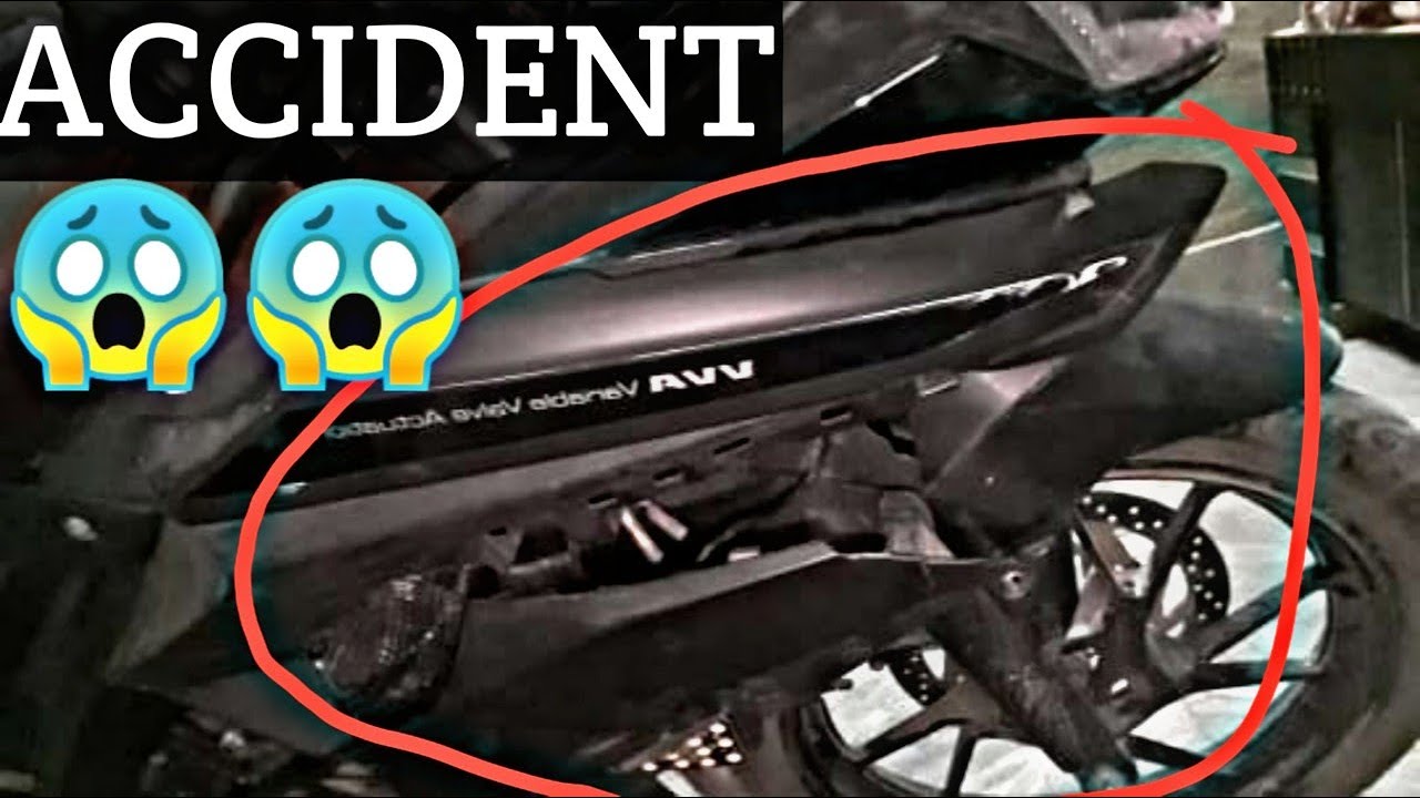first dark night yamaha r15 v3 crashed very bad accident - YouTube