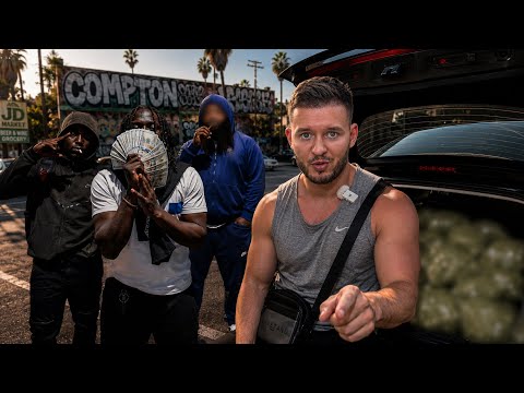 Mitten in COMPTONS Gangland…