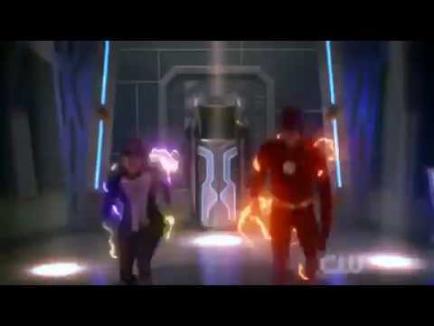 The Flash 5x22 Barry and Nora chase Reverse Flash (HD) - YouTube