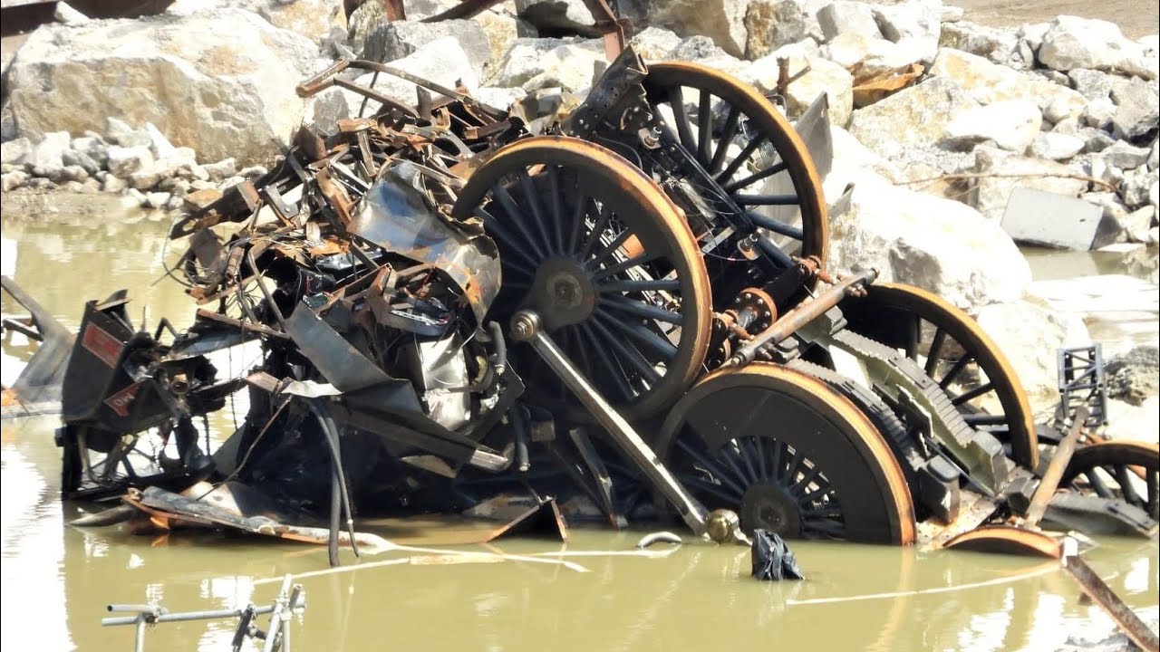 This is the wreck of the Mission Impossible 7 Train Stunt Crash ...