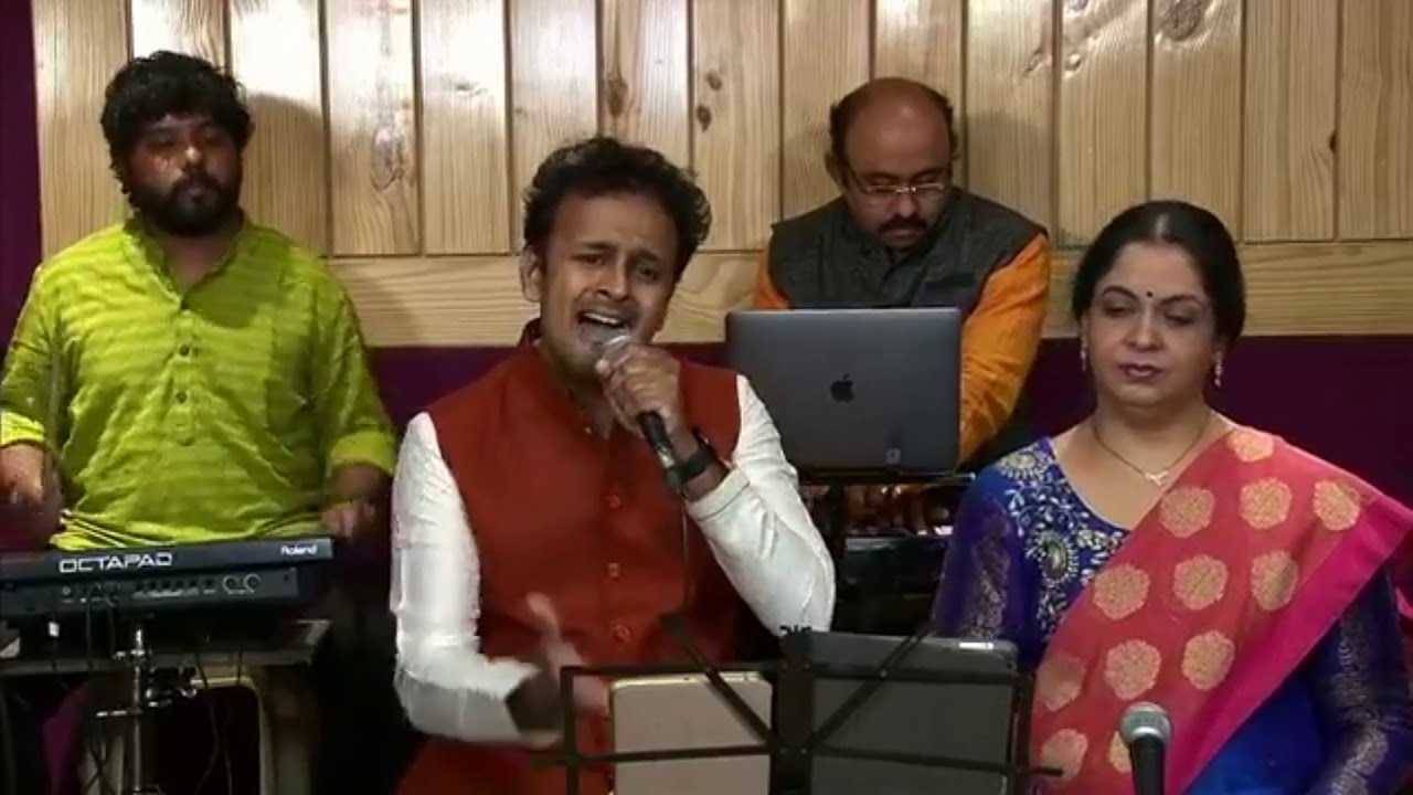 Hrishikesh Ranade | Kadhi Tu | Live Concert - YouTube