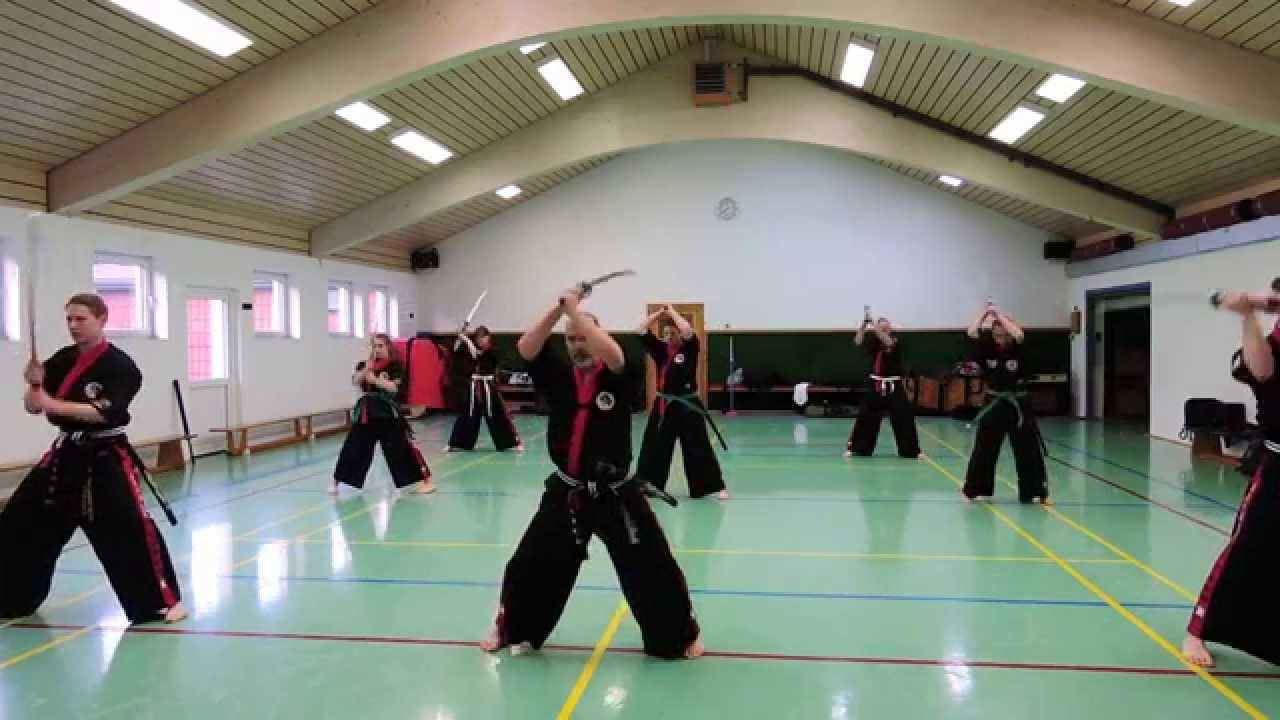 Kummooyeh - Ein koreanischer Kampfsport - YouTube