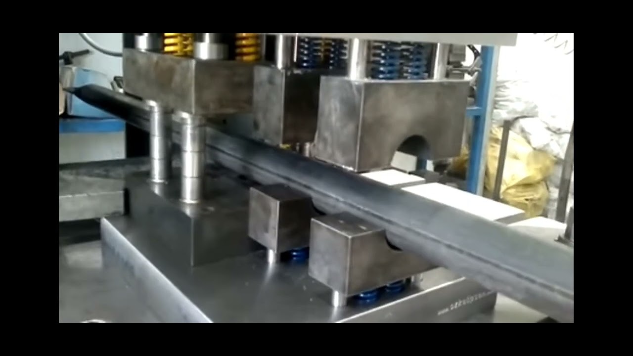 round pipe cutting tool in one strock both side - YouTube