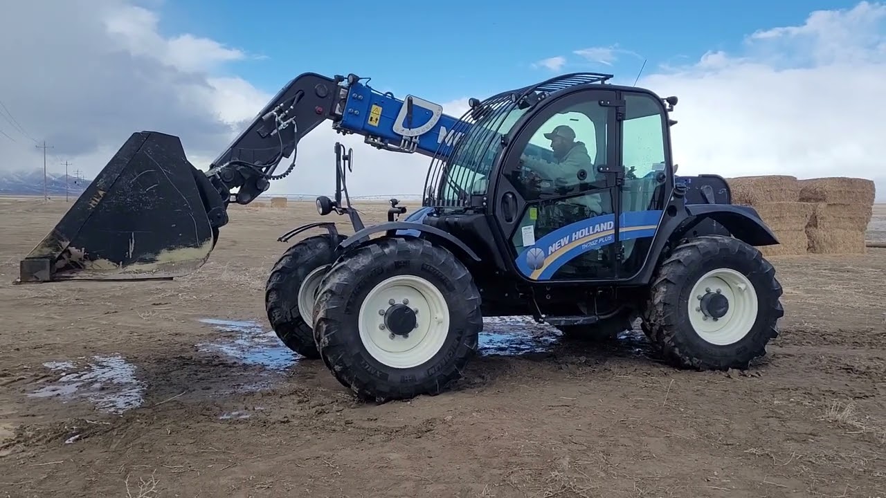 New Holland TH7.42 PLUS Telehandler: Specs | AllMachines
