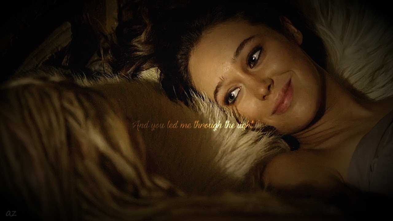 Clarke & Lexa | Into the light - YouTube