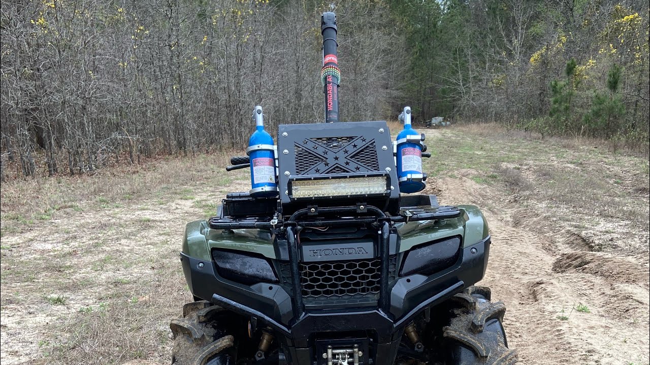 Wheeling the 420 and hitting some mud!! - YouTube