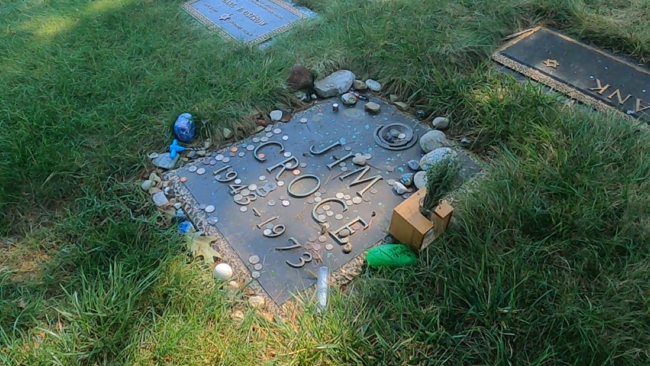 VISITING THE GRAVESITE OF JIM CROCE! 2022 #jimcroce #grave - YouTube