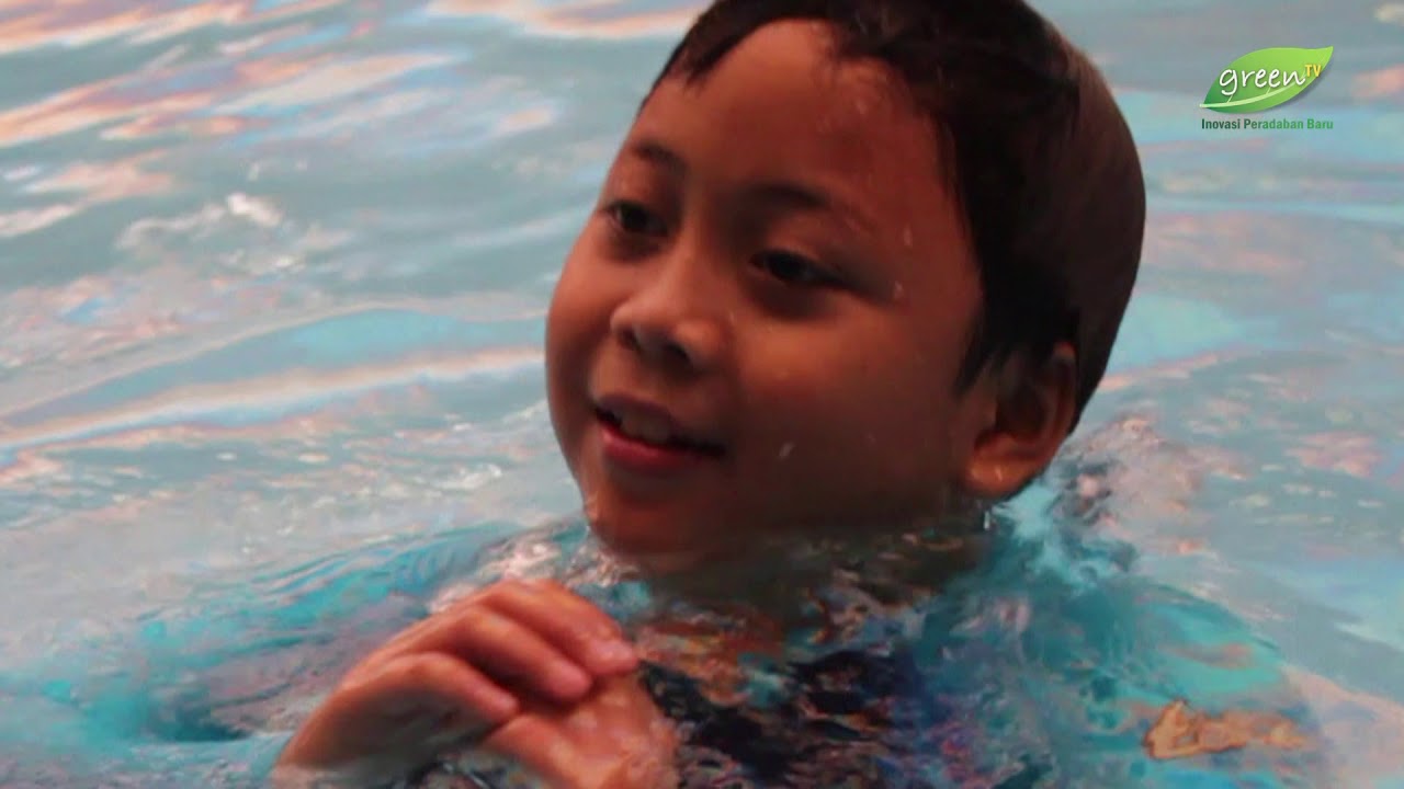 Jangan Pipis di Kolam - YouTube