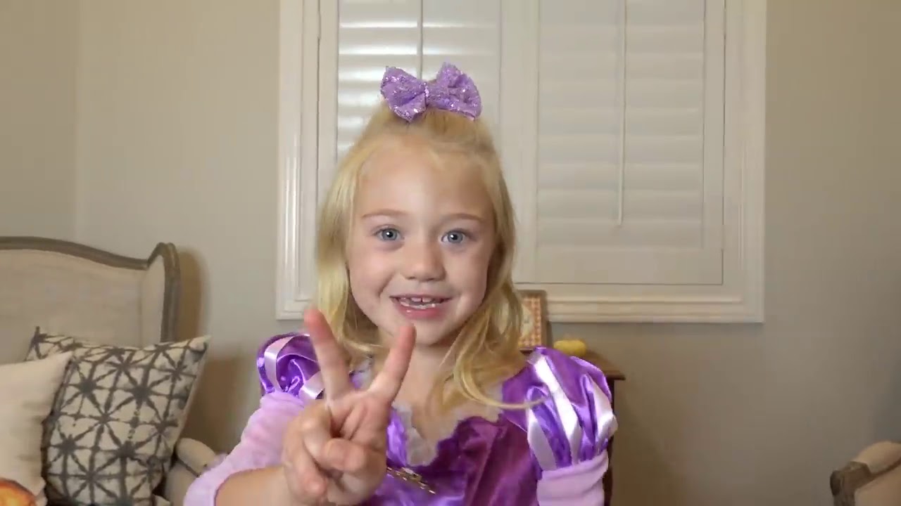 EVERLEIGH OPENS TOYS! Ultimate 3 marker Disney Princess Challenge ...