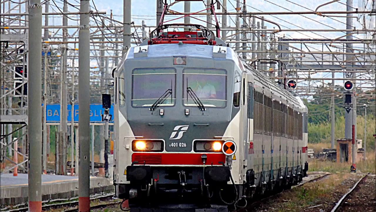 LE E401 A BATTIPAGLIA! - YouTube