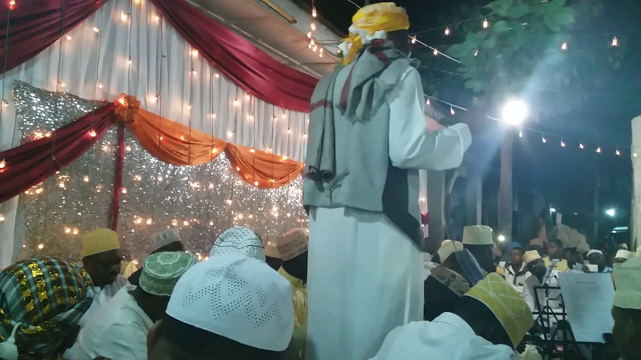 Ibadurahman_ Kiumbe acha ubaya - YouTube
