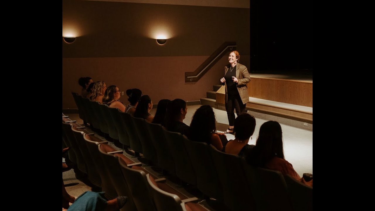 First Live Psychic Mediumship Audience Reading - YouTube