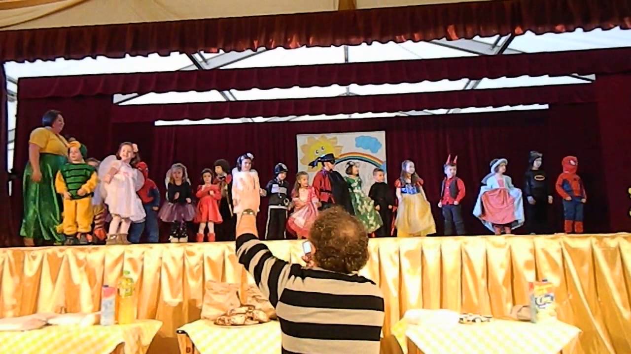 Festivalul primaverii grupa inimioarelor - YouTube