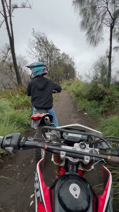 KITA GAS PAKE CRF 150 L PABRIKAN - YouTube