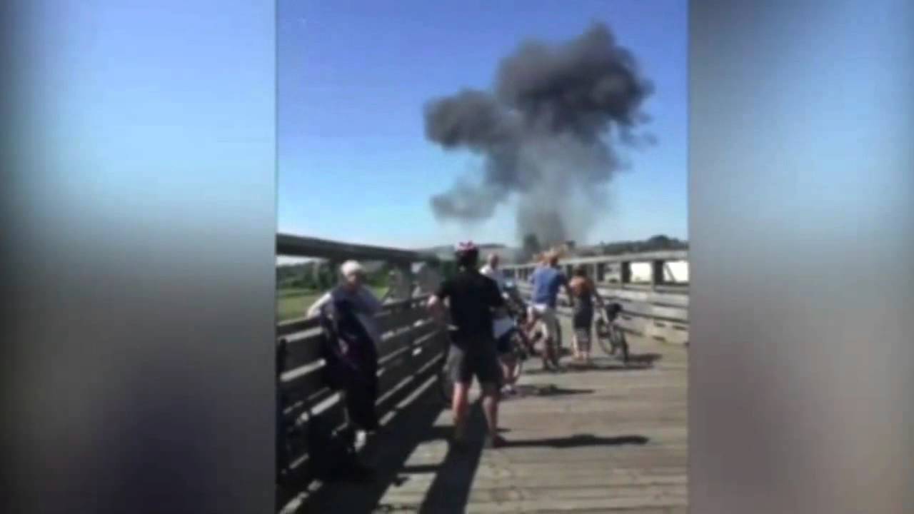 RAW Shoreham Airshow Plane Crash As Hawker Hunter Hits A27 In South ...