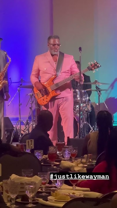 Michael Fields Jr. pays tribute to Wayman Tisdale. #michaelfieldsjr #justlikewayman #fsmoothjazz ...