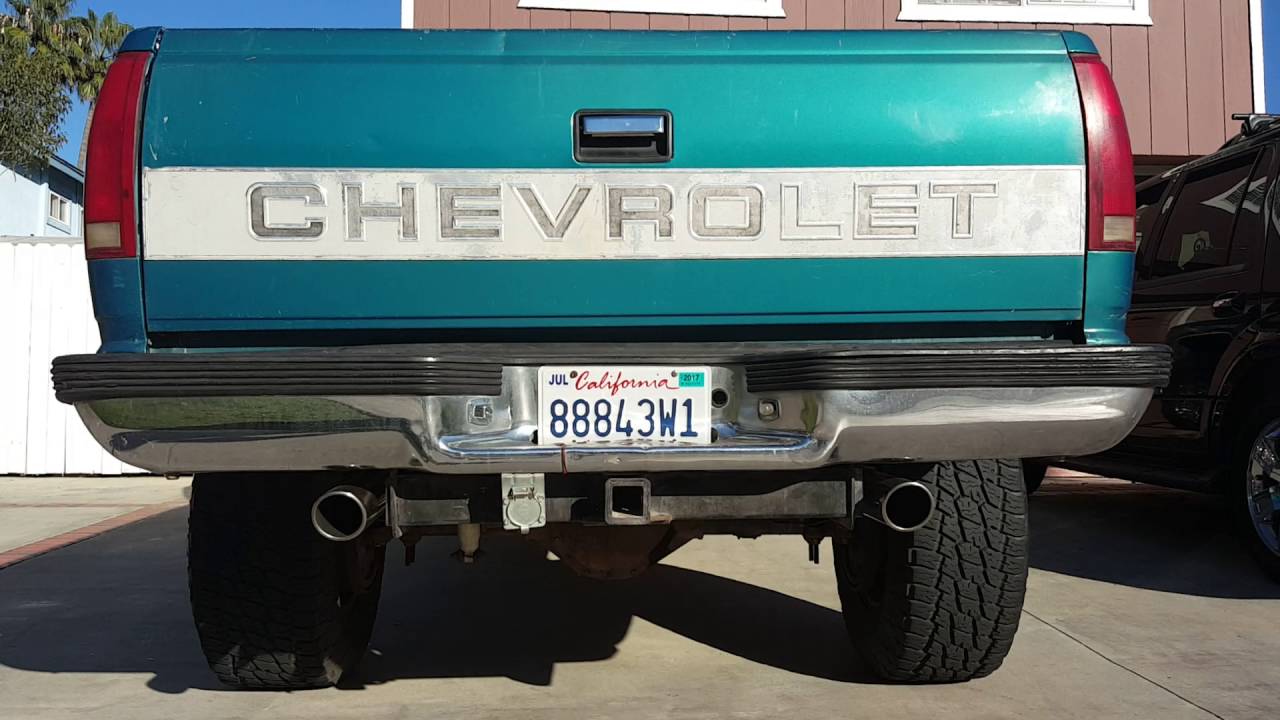 1997 silverado 2500 flowmaster super 40 - YouTube