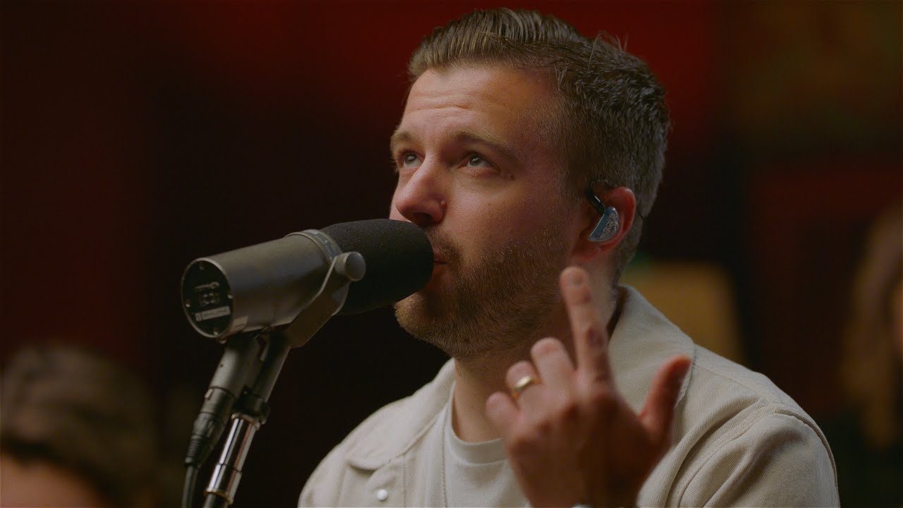 Evan Craft - No Christmas Without You (Official Live Video) - YouTube