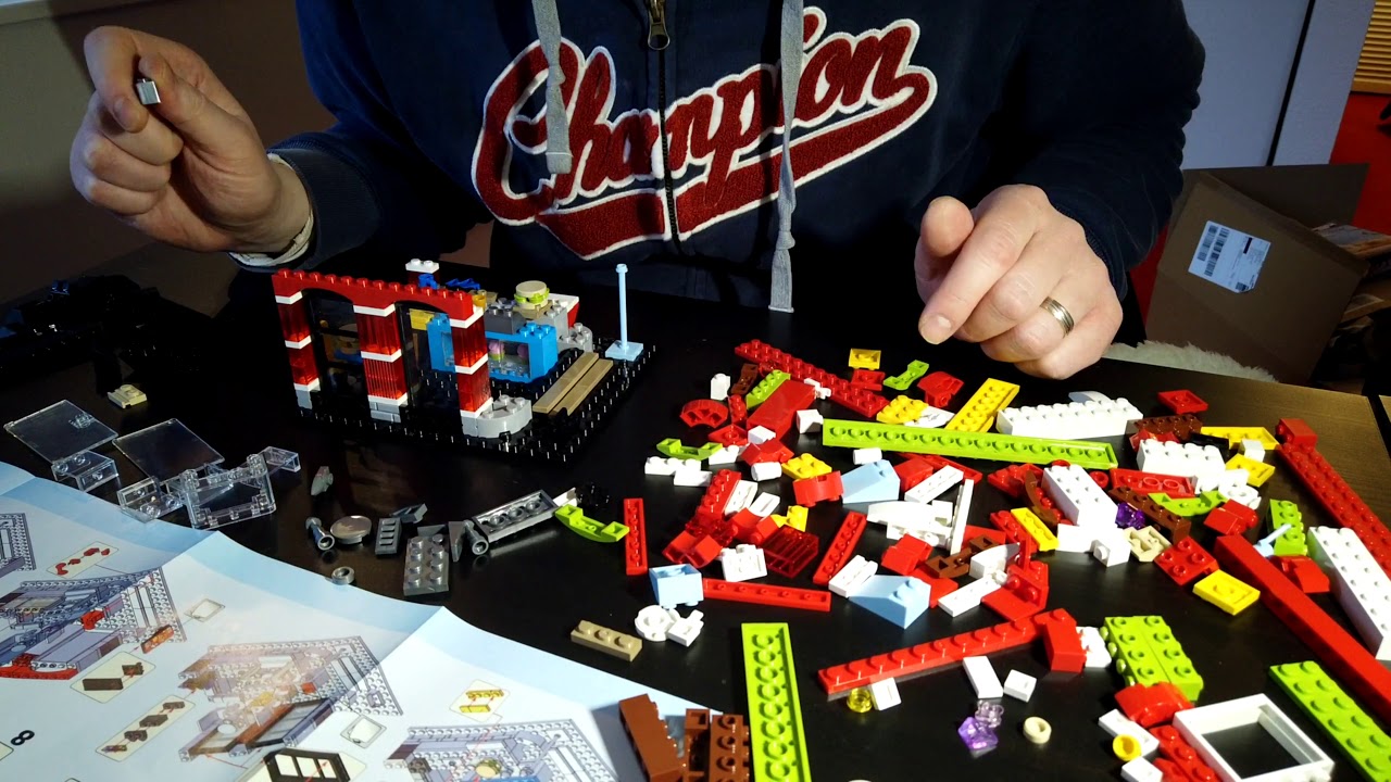 Let's Build: N-Bricks Scenario Burger House (4K) - YouTube