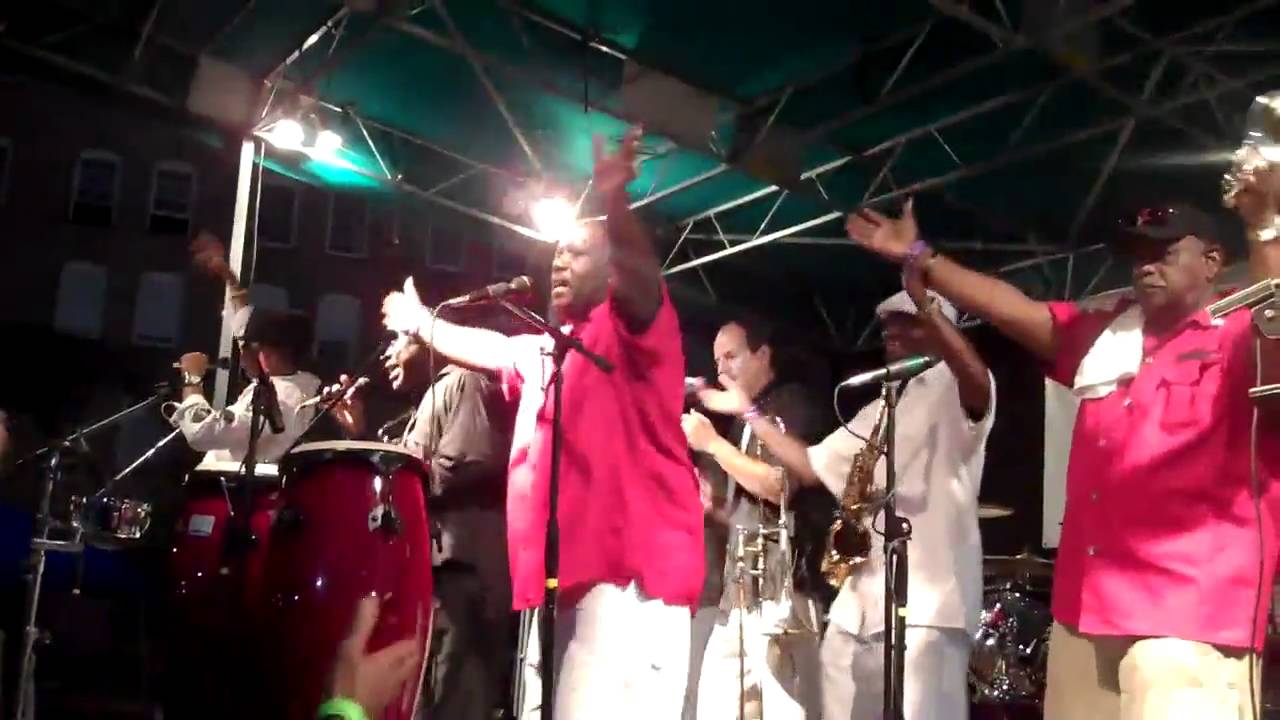 The House Band LIVE! Friday Cheers 2010 Pt. 2 - YouTube
