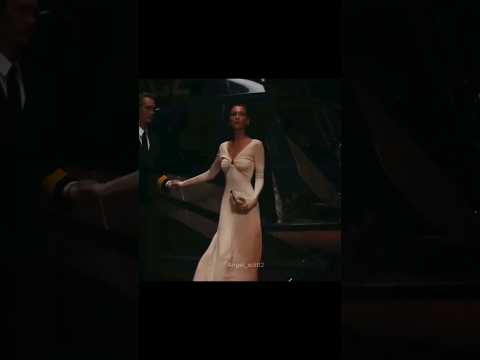 Bella Hadid for #MichaelKors Campaign ✨ #supermodel #bellahadid #model #topmodel #runway #fashion