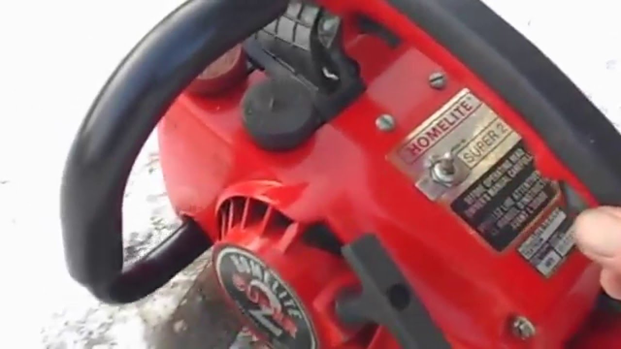Chainsaw Homelite Super 2 runs well, nice saw - YouTube